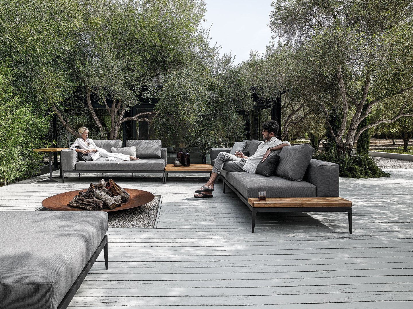 Gloster Luxury Outdoor Furniture | Shadeline Outdoor Living